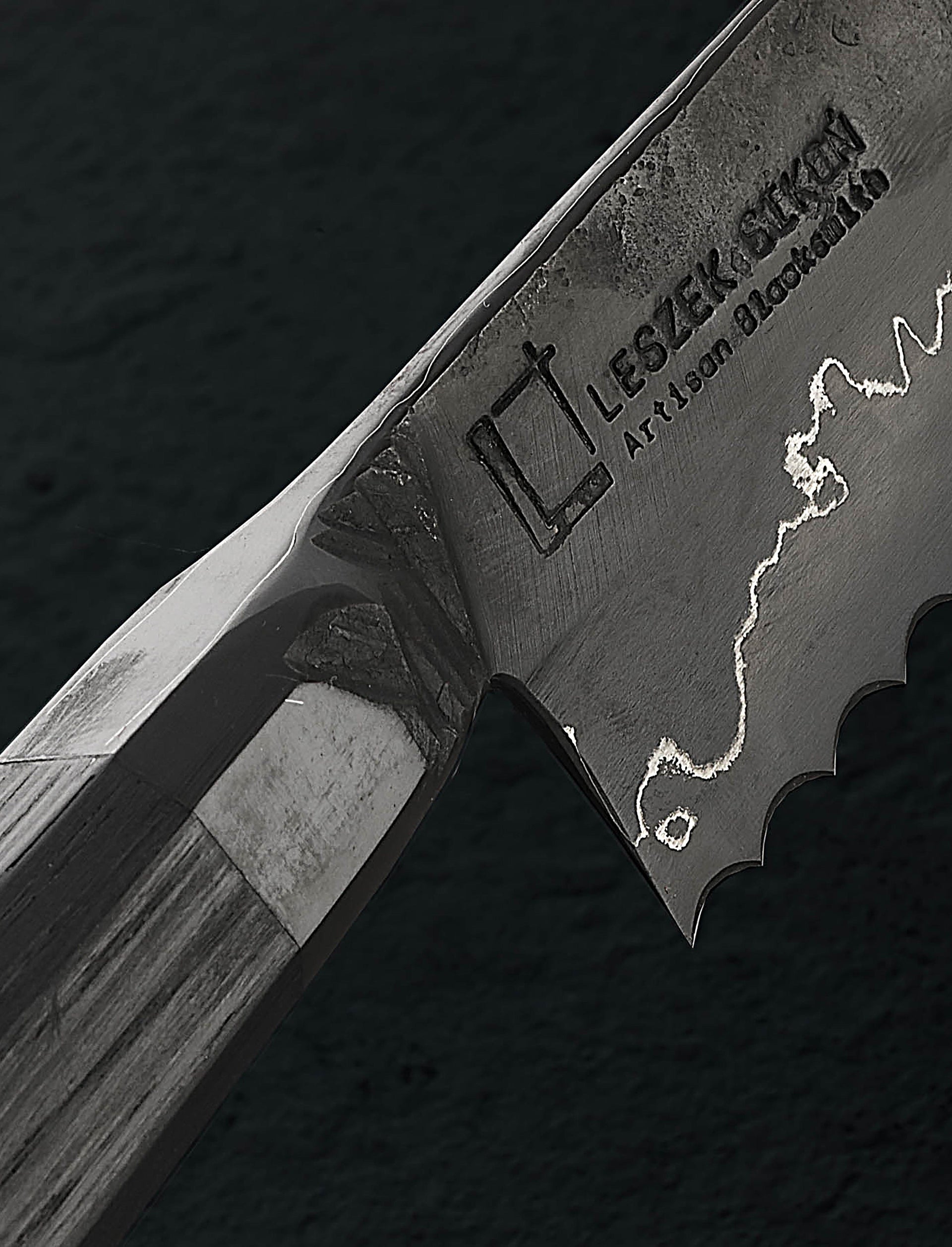 Graphite Bread Knife | Eatingtools