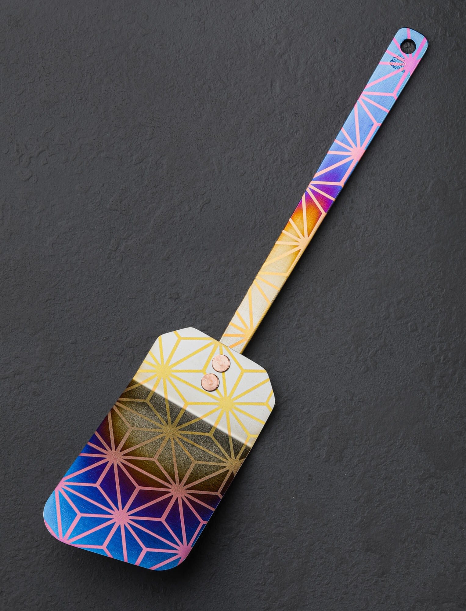 Deluxe Angled-Head Titanium Spatula | Eatingtools