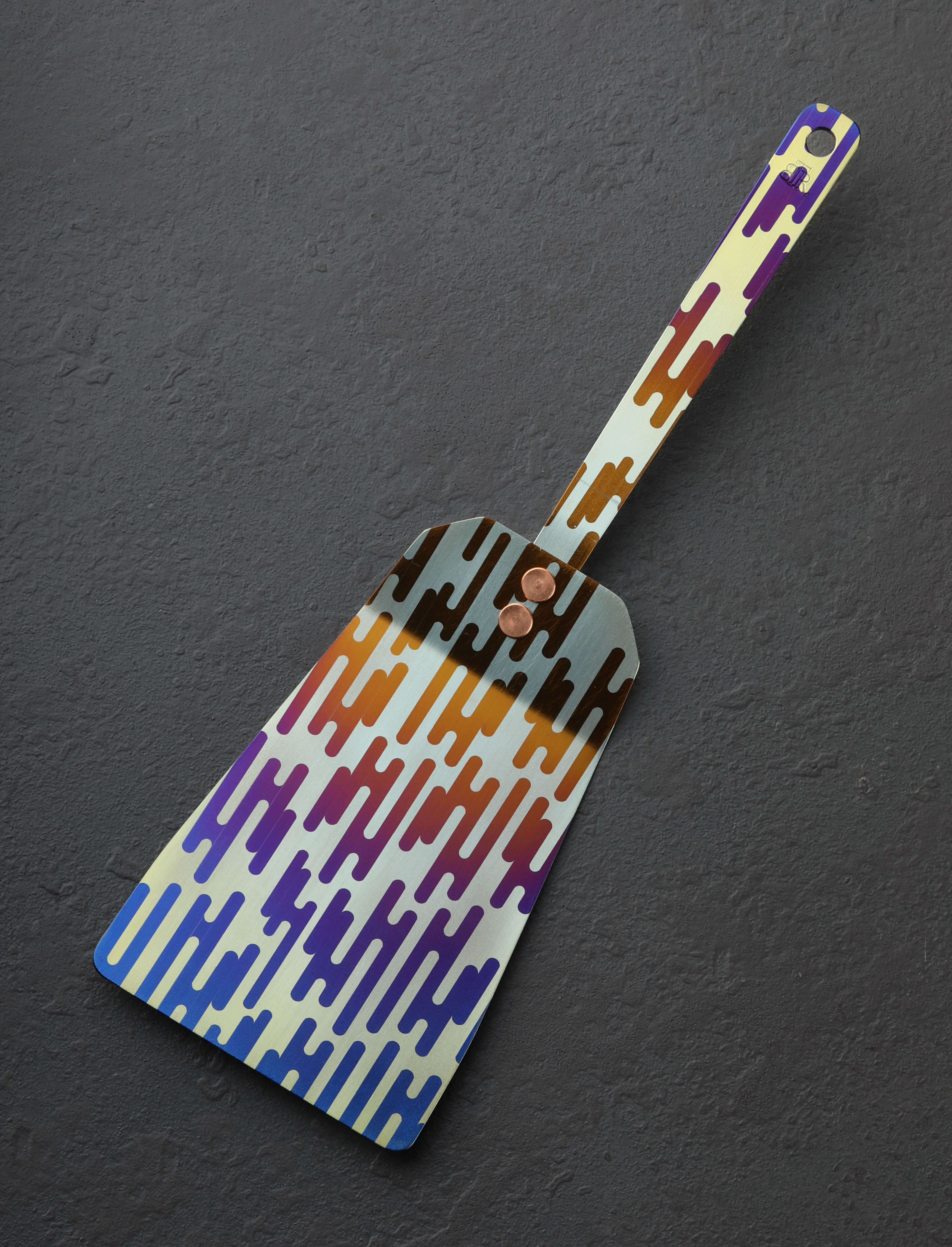 Deluxe Titanium Griddle Spatula | Eatingtools