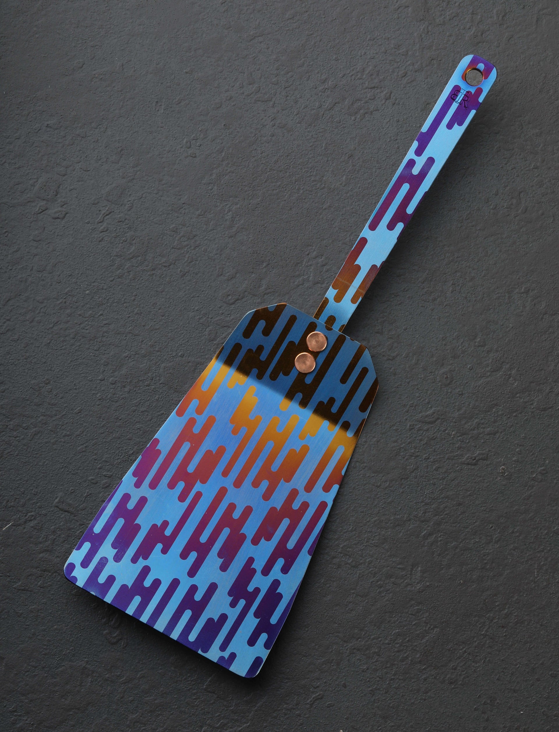 Deluxe Titanium Griddle Spatula | Eatingtools